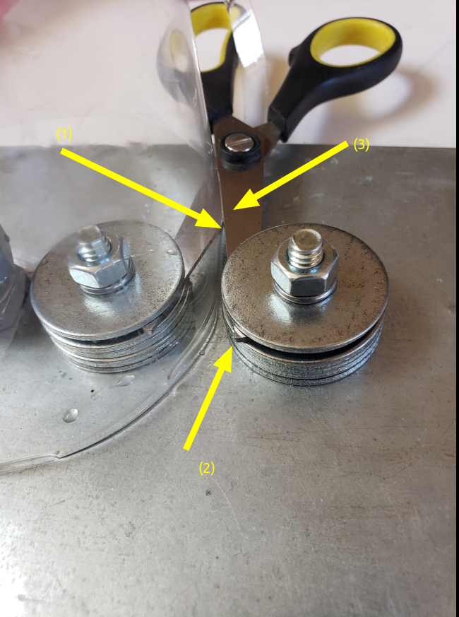 Making free filament from soda bottles part 1- A simple but accurate ...